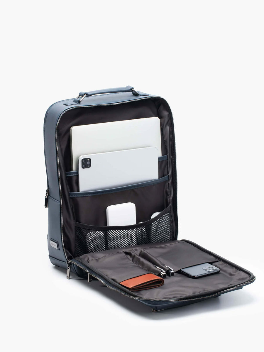Explorer Light Backpack Plus – Maverick & Co.